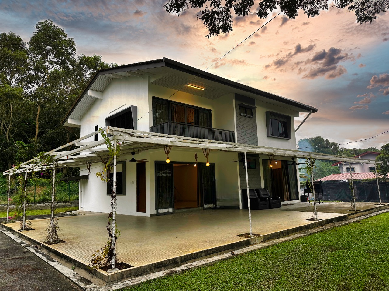 Home - Shore House